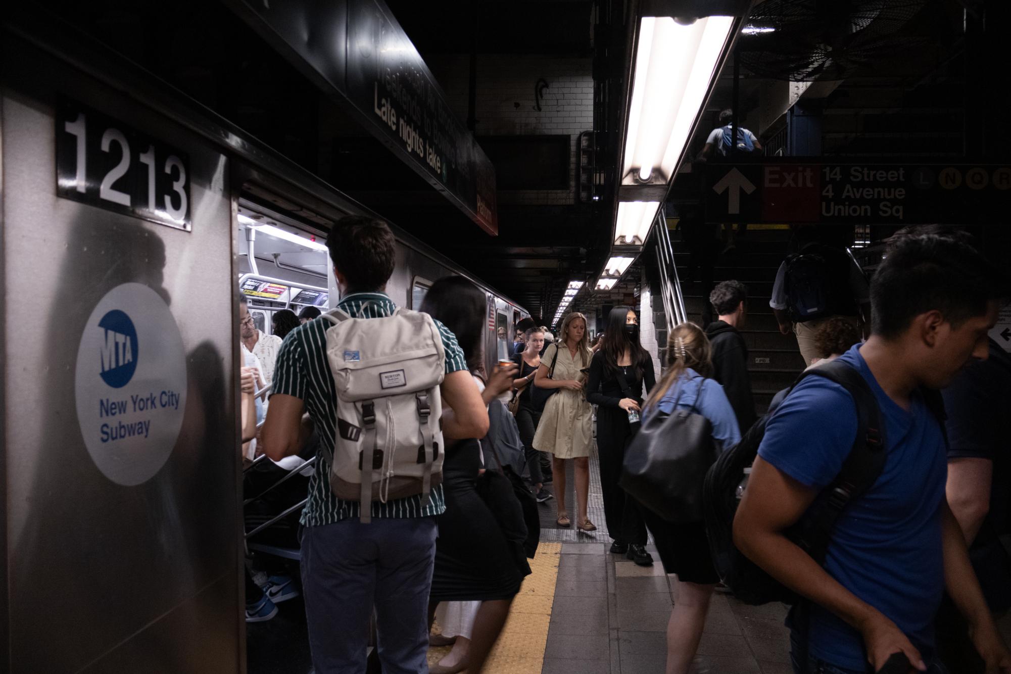 New light rail makes Brooklyn-to-Queens transportation easier - The Ticker
